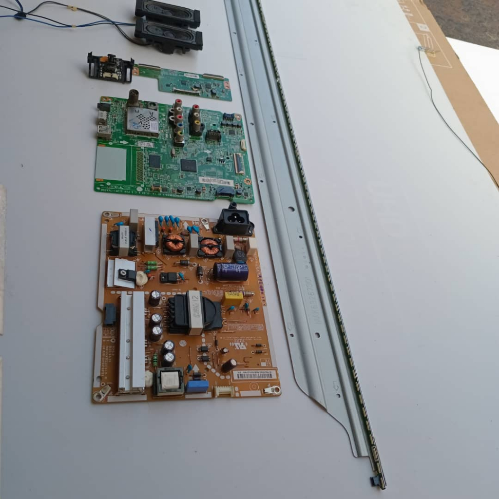 49LF540T.ATS LG 49" TV MAIN BOARD, POWER SUPPLY, T-CON, POWER BUTTON ...