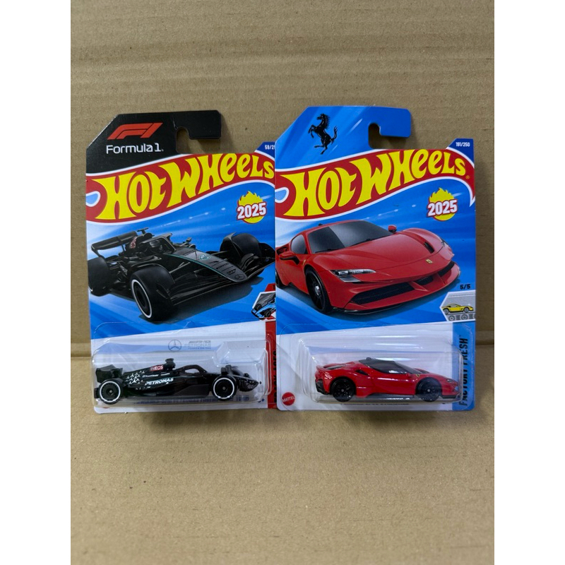 Hot Wheels Combo Terhangit Ferrari SF90 Stradale & Formula 1 Mercedes ...