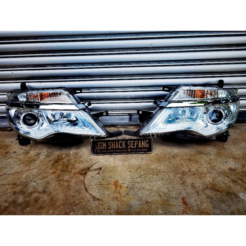 NISSAN SERENA C26 CKD HEAD LAMP ORIGINAL JAPAN SPEC | Shopee Malaysia