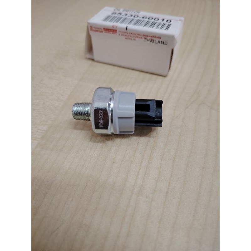 TOYOTA HILUX VIGO KUN25 HIACE KDH200 TRH203 SXV20 OIL PRESSURE SWITCH ...