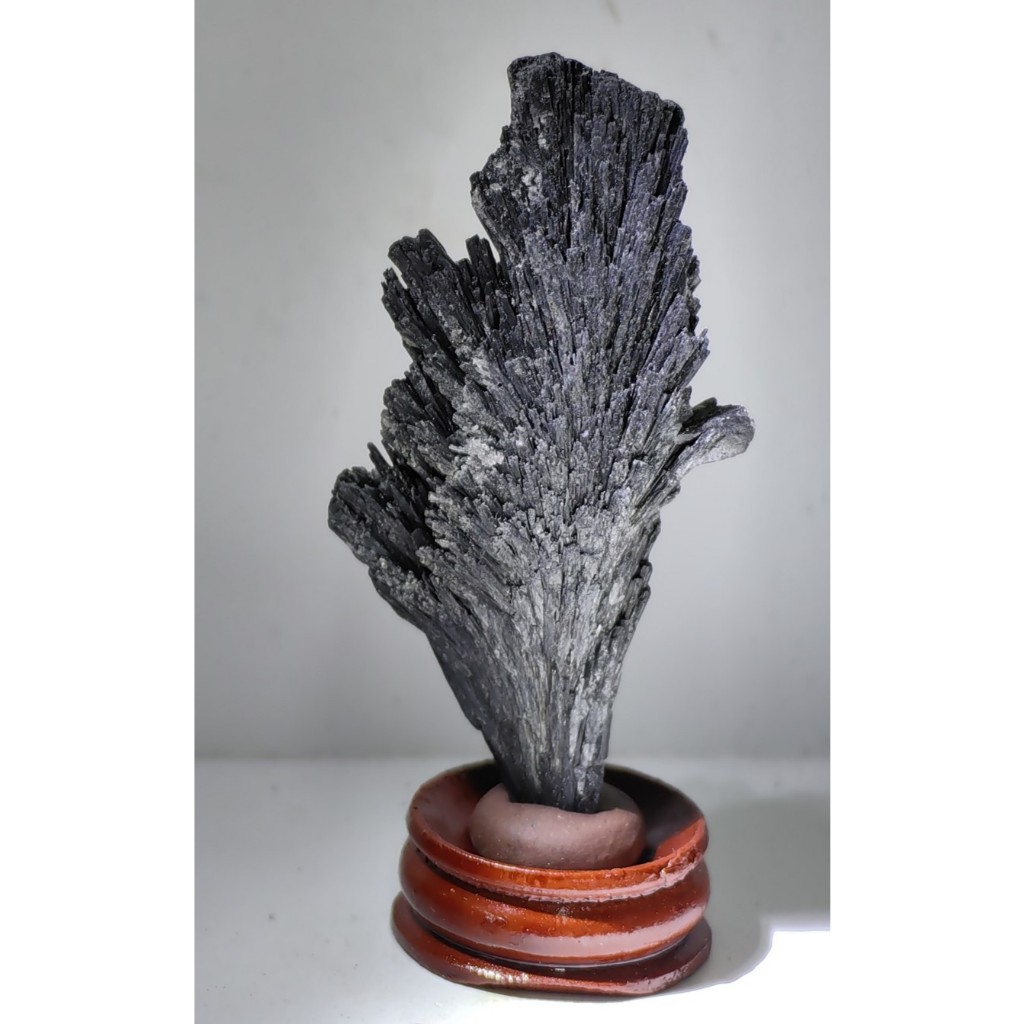 Natural Black Tourmaline Fan Shape 20g (without base)/Batu Turmalin ...