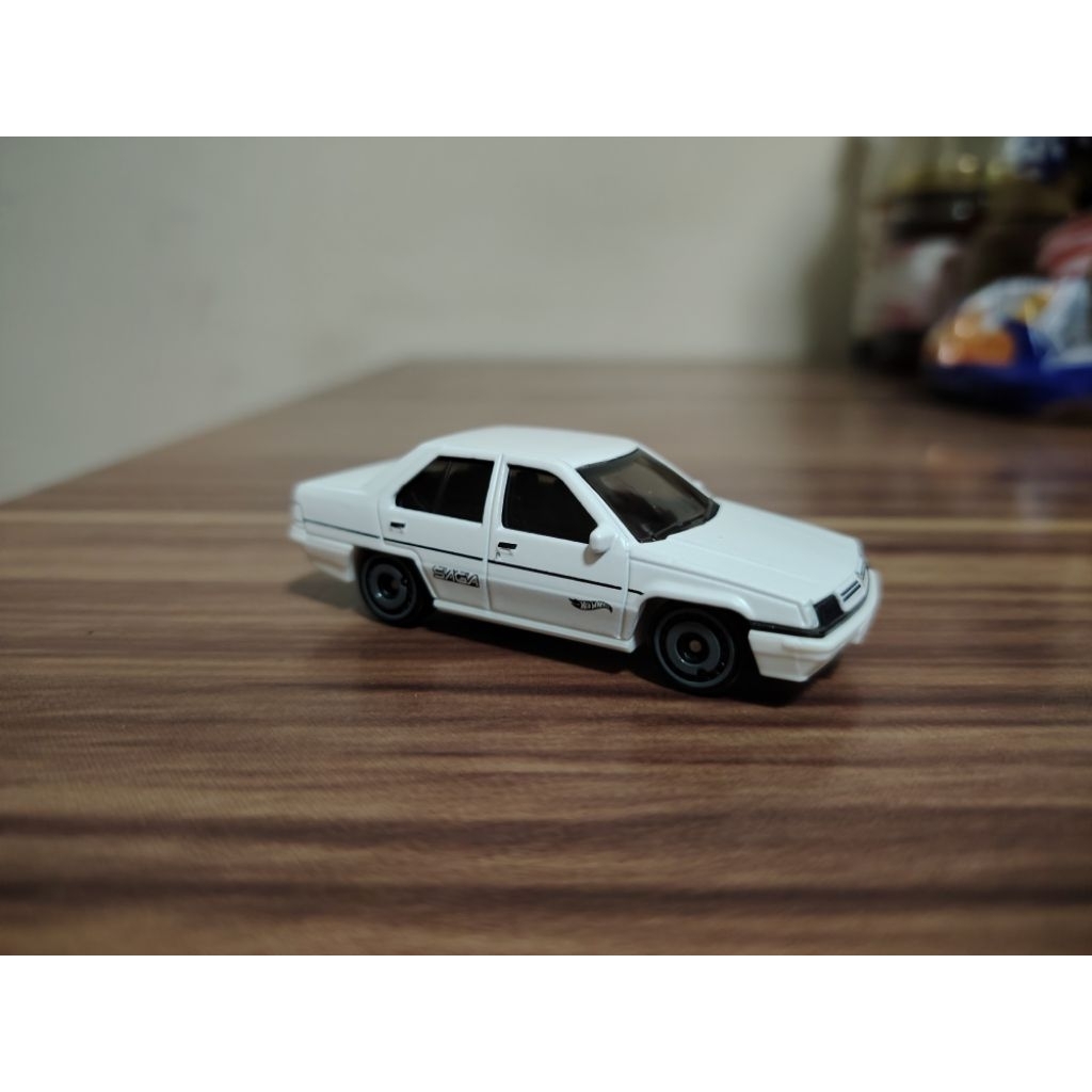 Hot wheels proton saga white mattel loose original mainan toys kanak ...