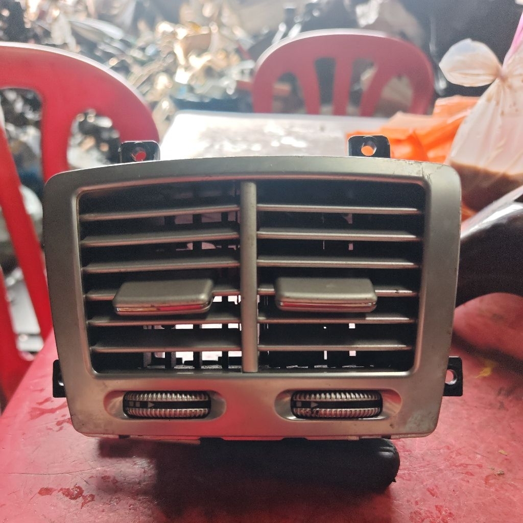Mercedes benz w221 console rear aircond vent used | Shopee Malaysia