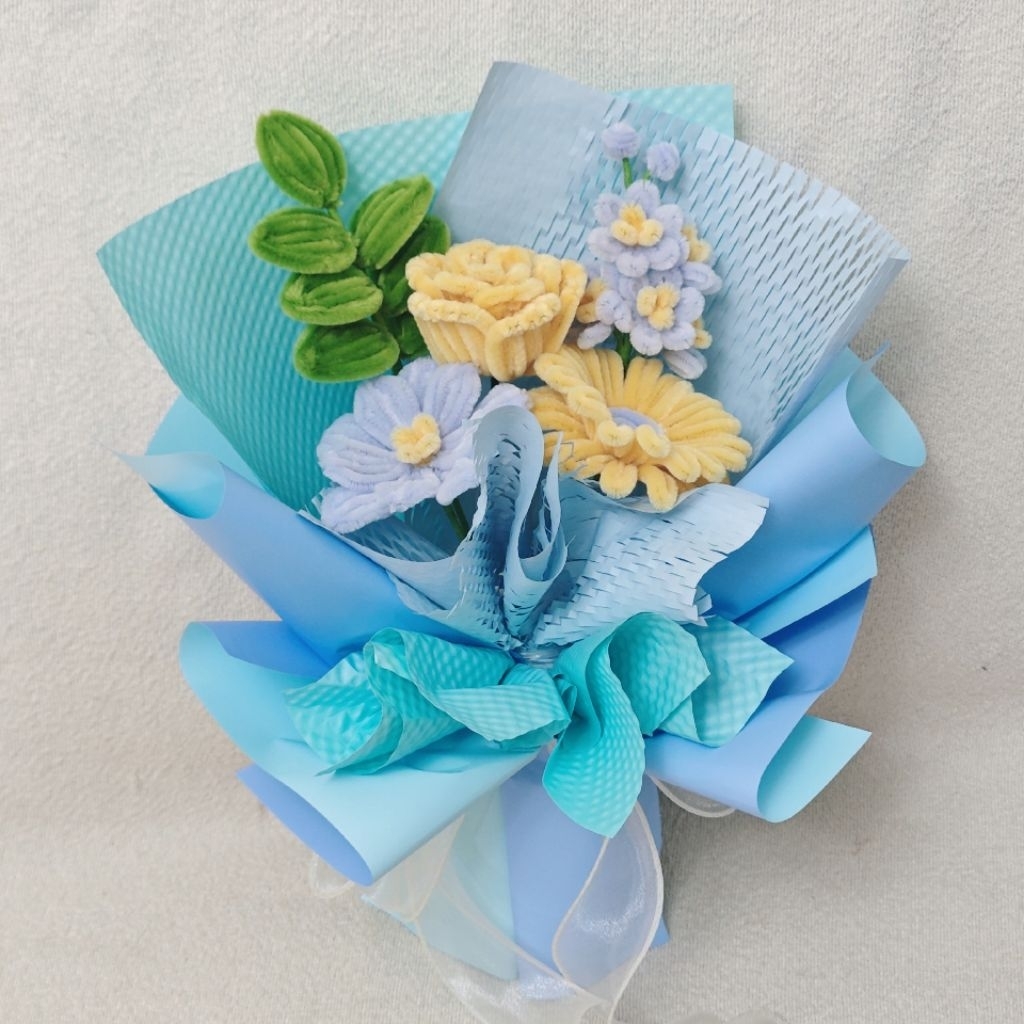 chenille stem pipe cleaner flower bouquet kawat bulu bunga 扭扭棒花束 ...