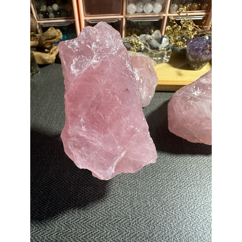4U Crystal🍀🍀 B11 粉晶原石 Madagascar Rose Quartz Batu Kuarza Mawar Mentah ...