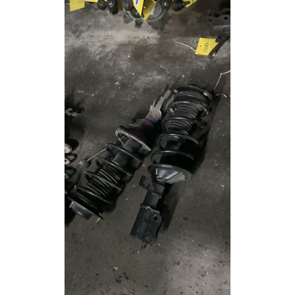 PROTON SAVVY FRONT ABSORBER SET (USED) | Shopee Malaysia