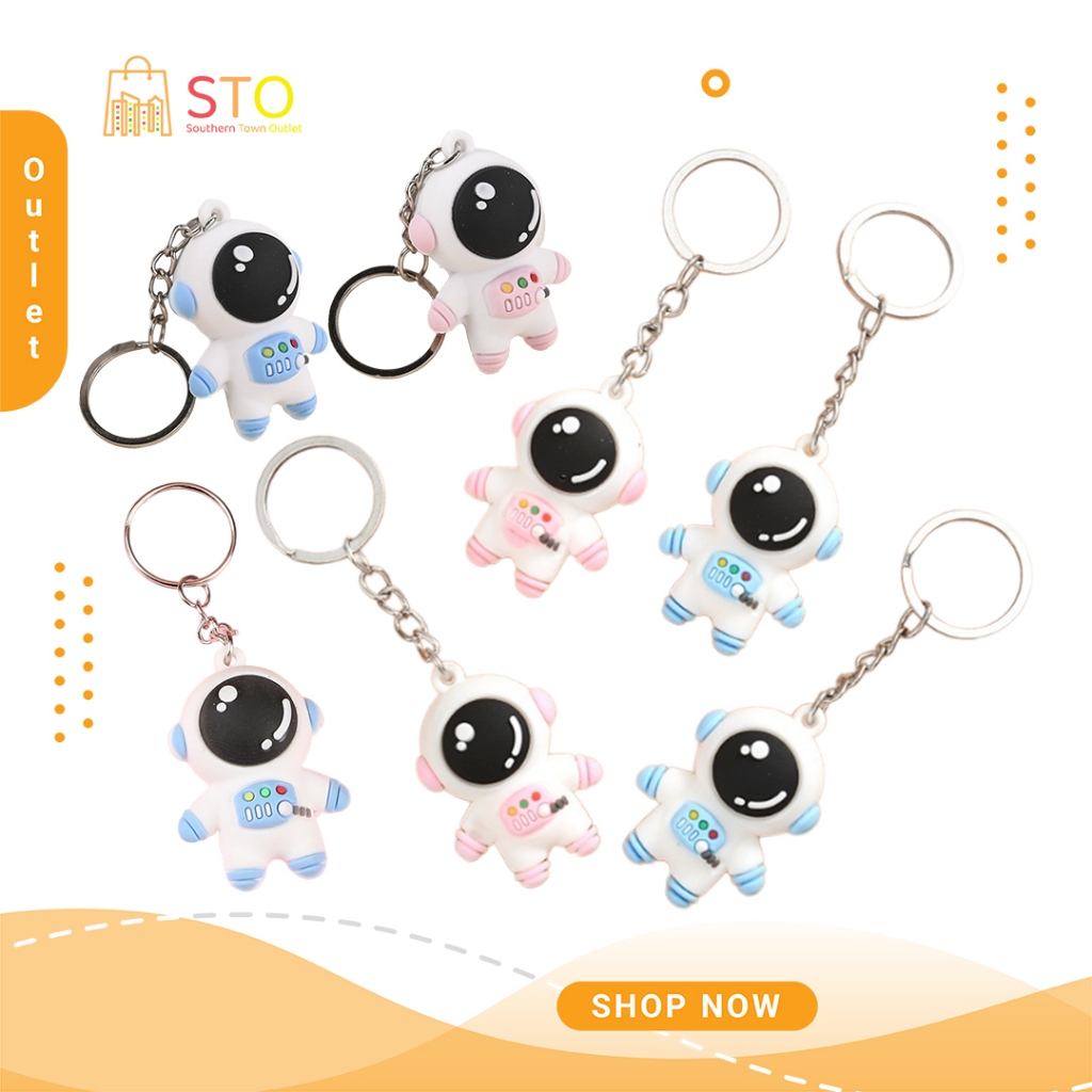 STO Cartoon Mini Spaceman Astronaut Keychain Key Ring Cute Creative ...