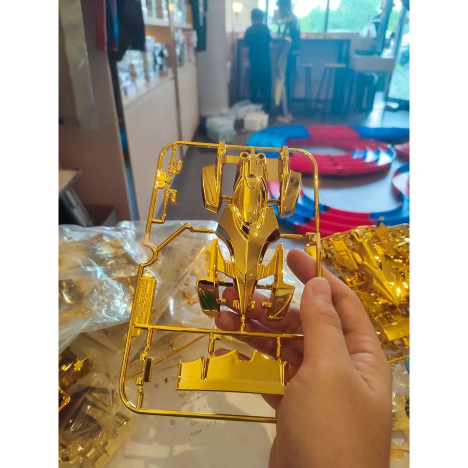 buster sonic emas cowl Kedai Di semenyih track main Free Waze coklat ...