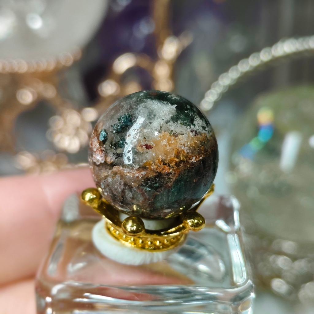 Natural Quartz Phantom Sphere Mini Phantom Ball 天然幽灵水晶球 千层幽灵迷你小球 ...