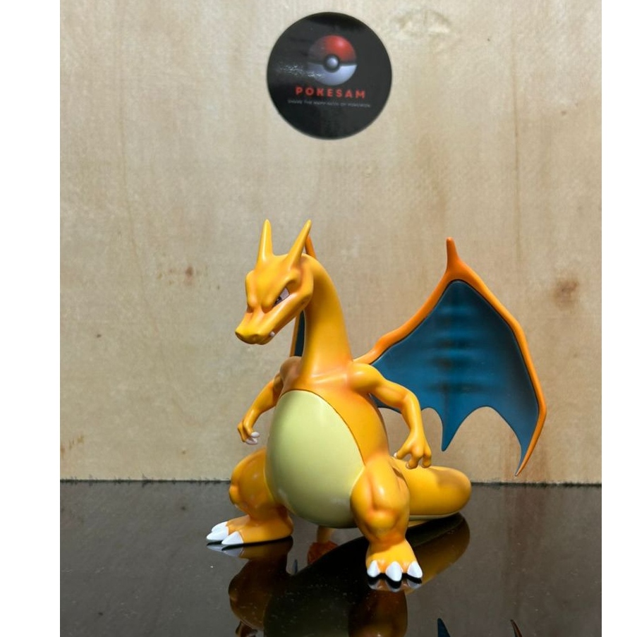 POKESAM - POKEMON SCALE WORLD 1/20 | Charizard| 99% NEW | Shopee Malaysia