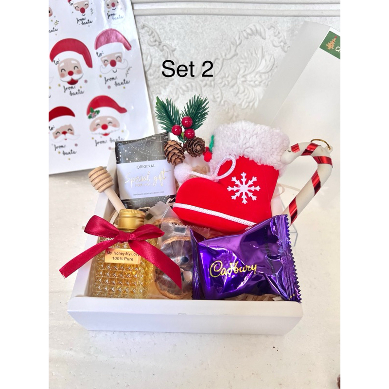 Christmas Gift Set exchange Christmas Present exchange colleagous ...