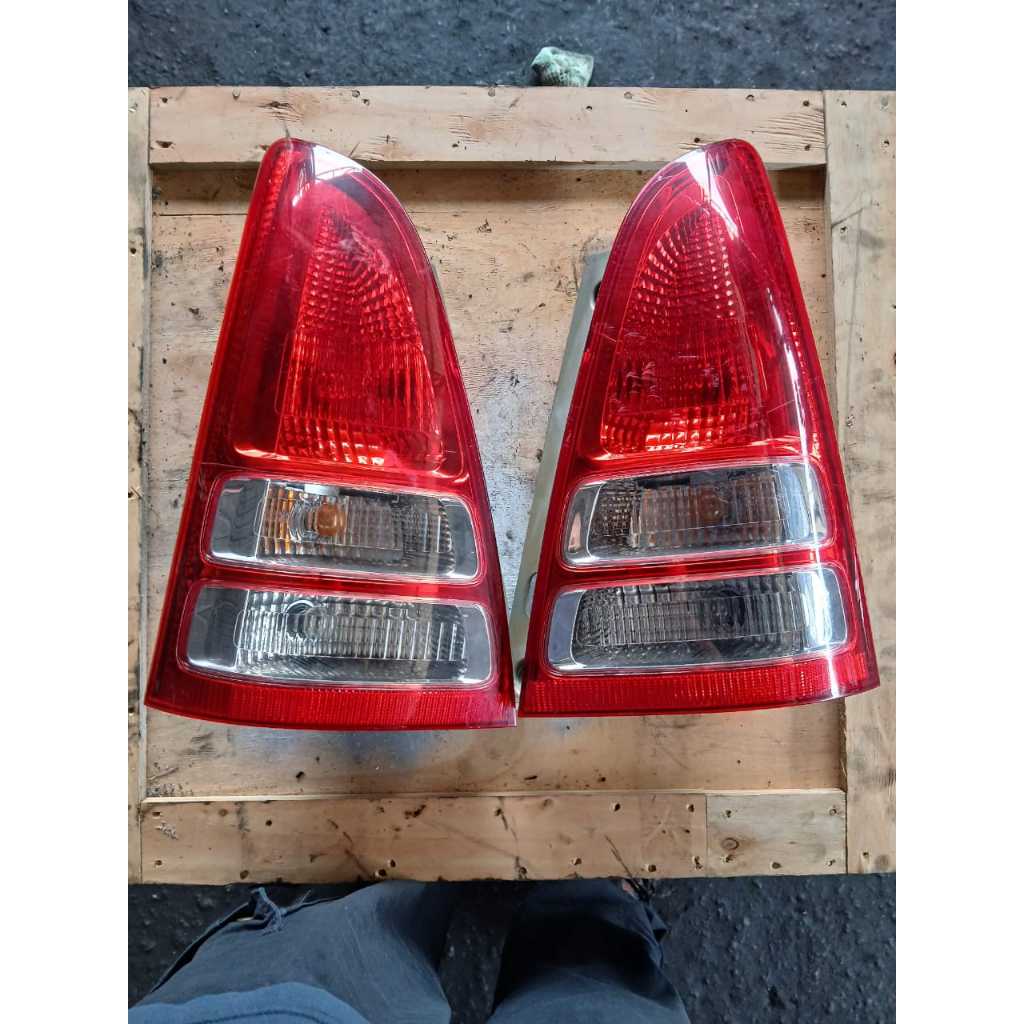 Toyota Innova Rear Tail Lamp (2008-2011) USED | Shopee Malaysia