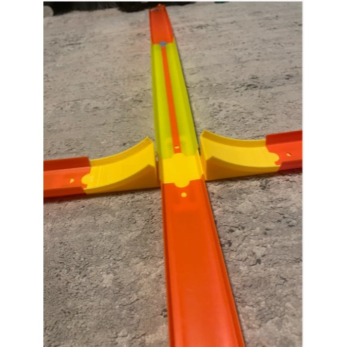 Hot Wheels Cross Track Ramp and Landing Jump | Shopee Malaysia