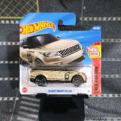Hot Wheels Range Rover Velar - Gold (2025)(Short Card) | Shopee Malaysia
