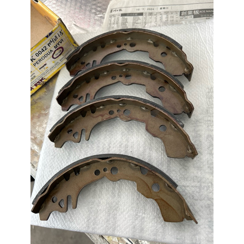 PERODUA MYVI OLD MYVI LAGI BEST AXIA BEZZA REAR BRAKE SHOE （1SET ...