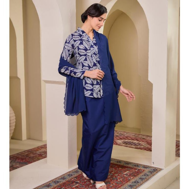 Kebaya Midi Batik Moden | Shopee Malaysia
