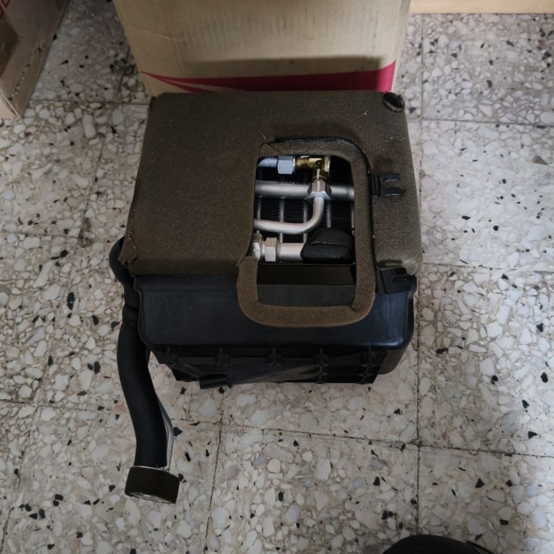 MITSUBISHI CANTER AIRCOND CUSTOM UNIT (INCLUDE COOLING COIL, VALVE ...