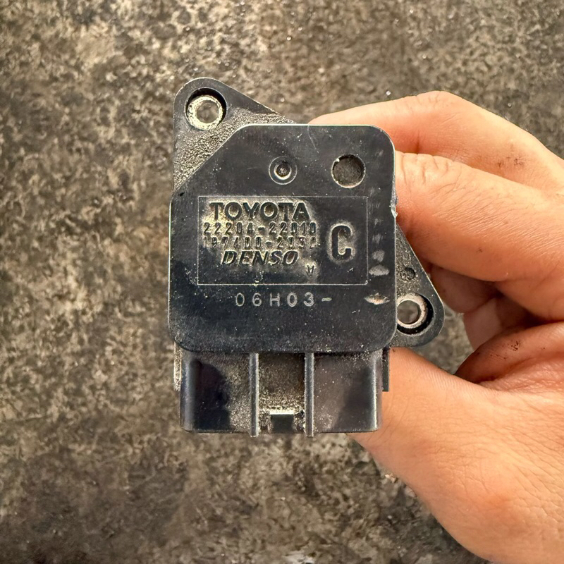 Toyota Air Flow Sensor For Camry Acv30 Wish Estima Acr30 Altis Vios Innova PN : 22204-22010 ...