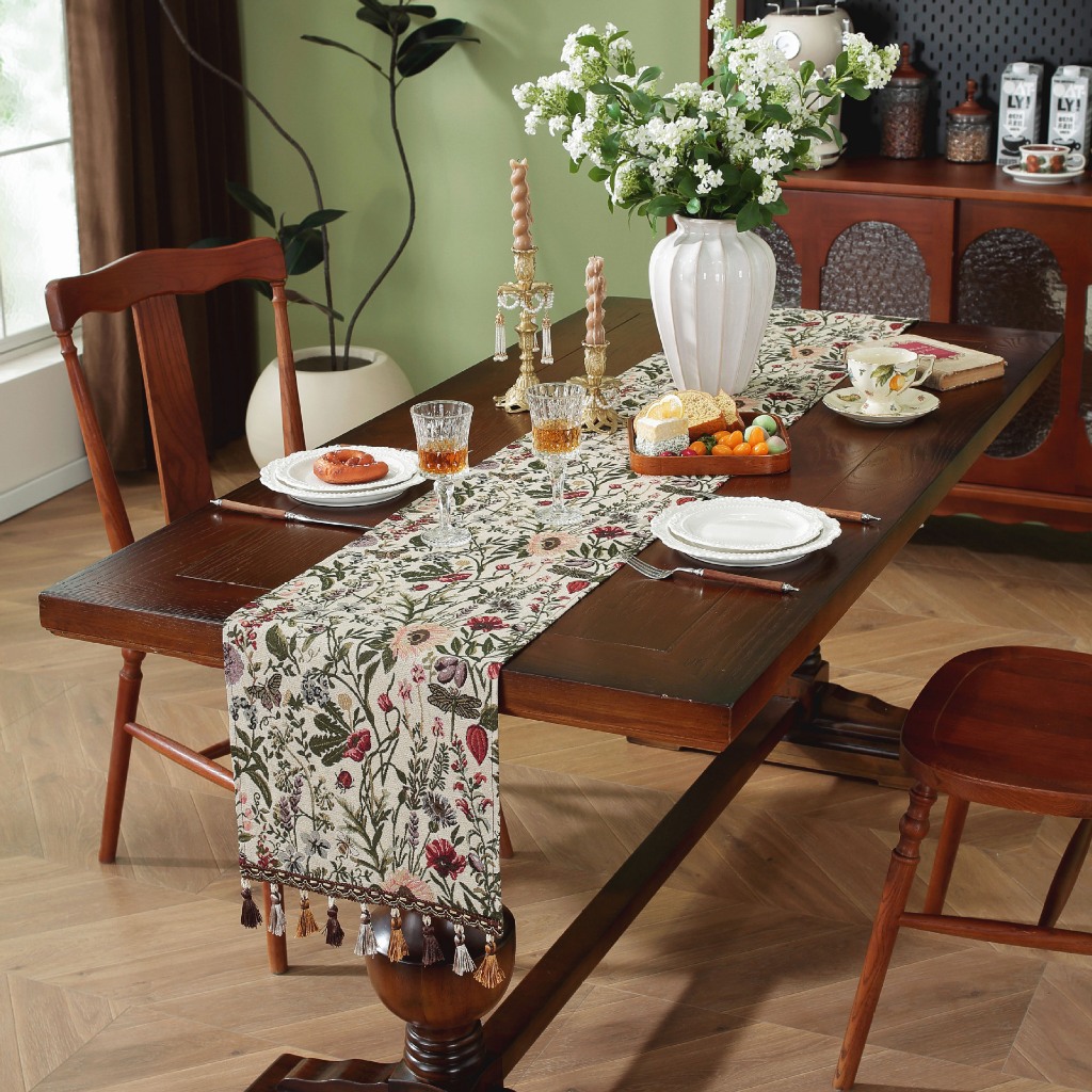 Jacquard Table Runner With Tassels - Flora & Fauna | Shopee Malaysia
