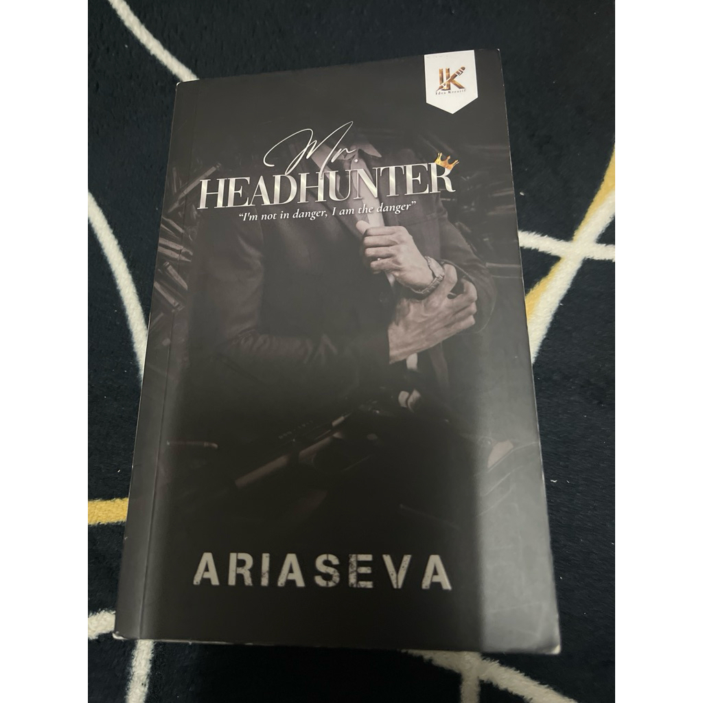 Mr Headhunter (Pre Love Novel) | Shopee Malaysia