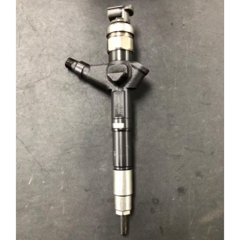 Nissan Navara 2.5 YD25 D40 Diesel Fuel injector USED or Rebuild 16600 ...