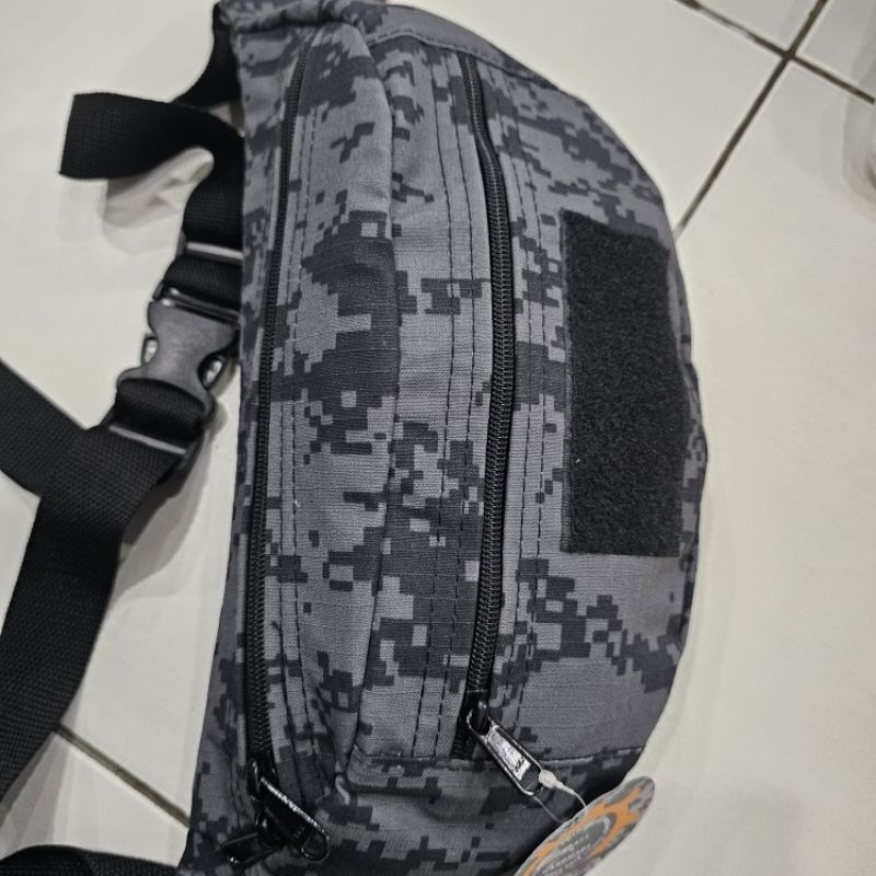 Construction Parajump Imigresen Pattern Bag/Beg Parajump Celoreng ...