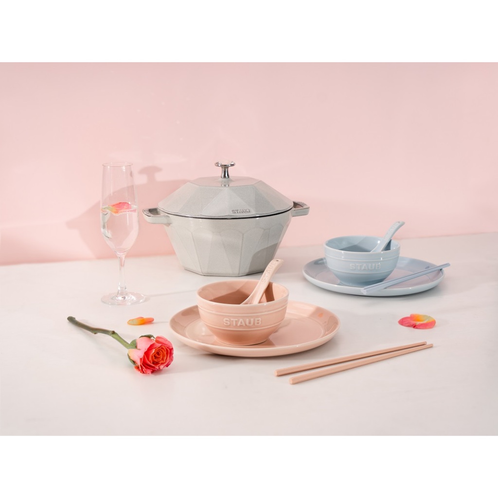STAUB Valentine's Tableware Set | Shopee Malaysia