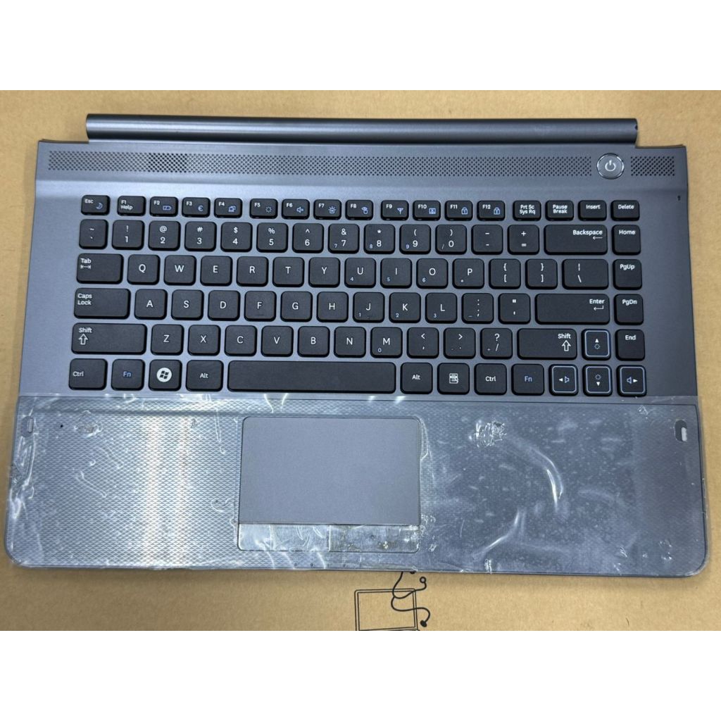 Samsung NP-RC410 Palm Rest Case with Keyboard (DEFECT) | Shopee Malaysia