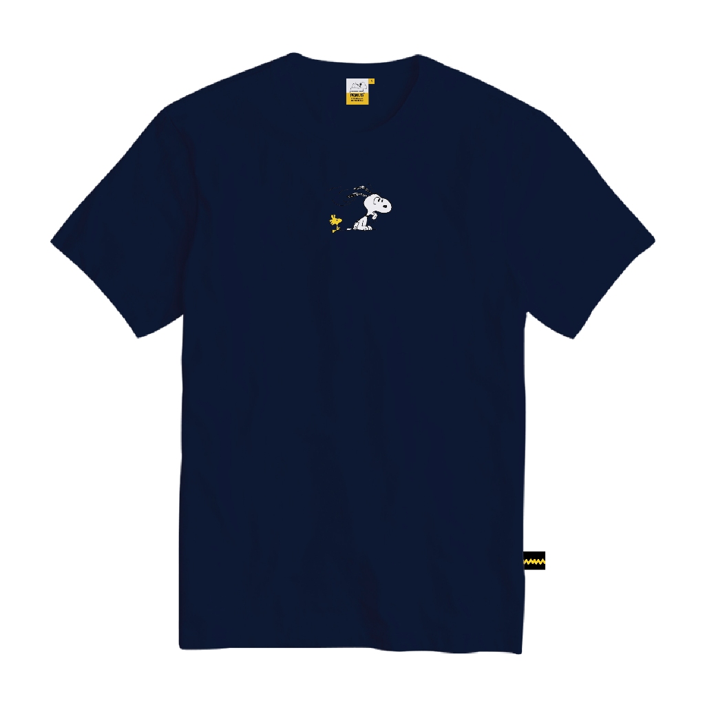 Peanuts (Snoopy) Man Graphic Round Neck Short Sleeve T-Shirt | Shopee ...