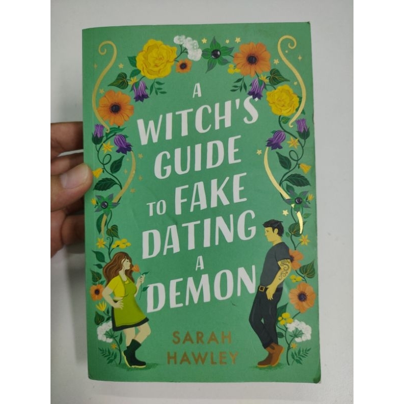 [BB] [Used] A Witch's Guide to Fake Dating a Demon by Sarah Hawley (YA ...