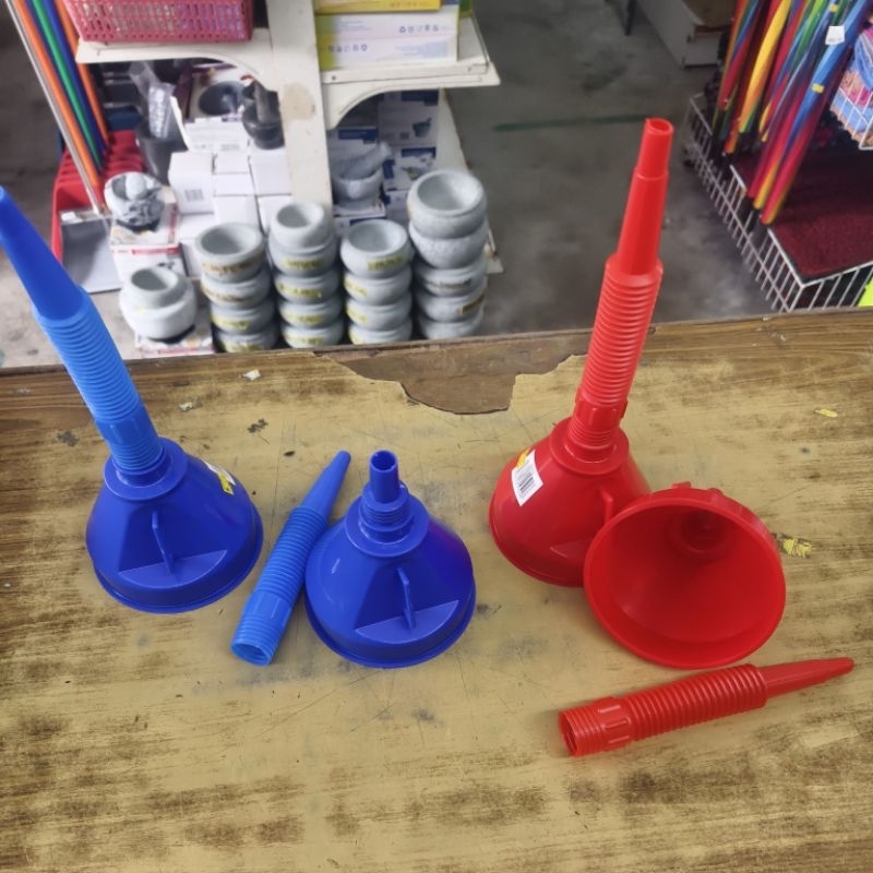 Plastic Funnel with Flexible Hose Corong Cuok / corong Minyak hitam ...