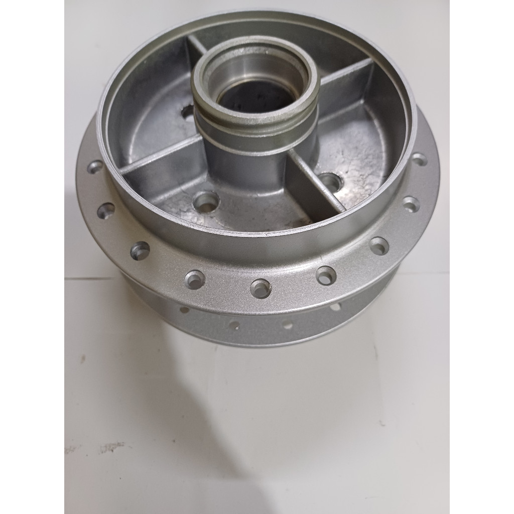 Y125 REAR HUB SILVER/ HUB BELAKANG PERAK FOR YAMAHA (SYS/NKS) | Shopee ...