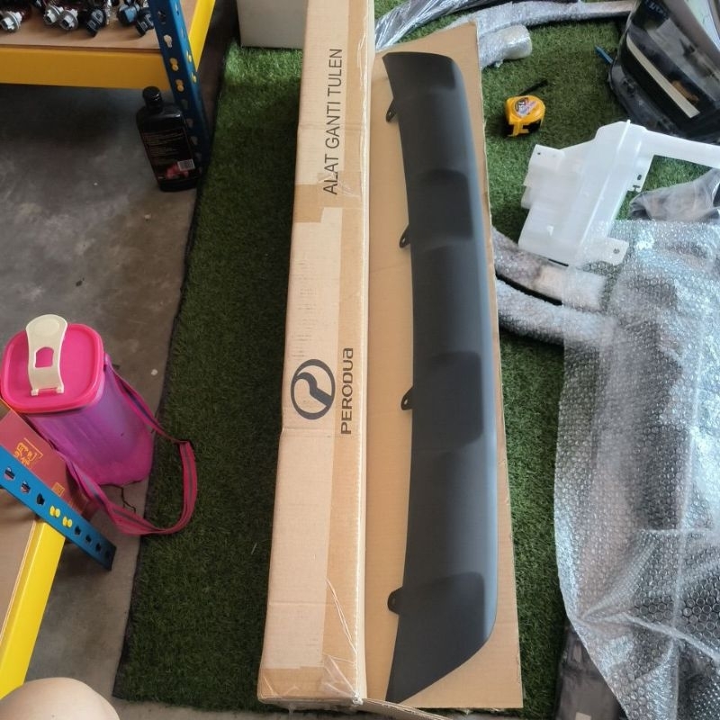 Perodua Aruz 2019-2025 Rear bumper Cover | Shopee Malaysia