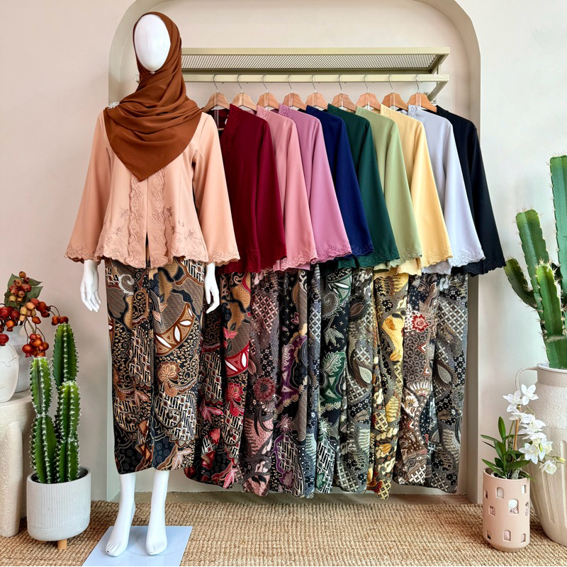 KEBAYA ADRA BY BUTIK ORKED.CO | Shopee Malaysia