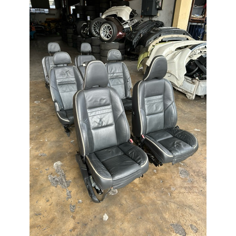 Volvo XC90 P2 R design 2004-2014 Leather R design Seat Used Japan 🇯🇵 ...