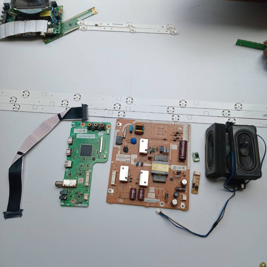 LC-40SA5100M SHARP 40" TV MAIN BOARD, POWER SUPPLY, TV STAND, POWER ...
