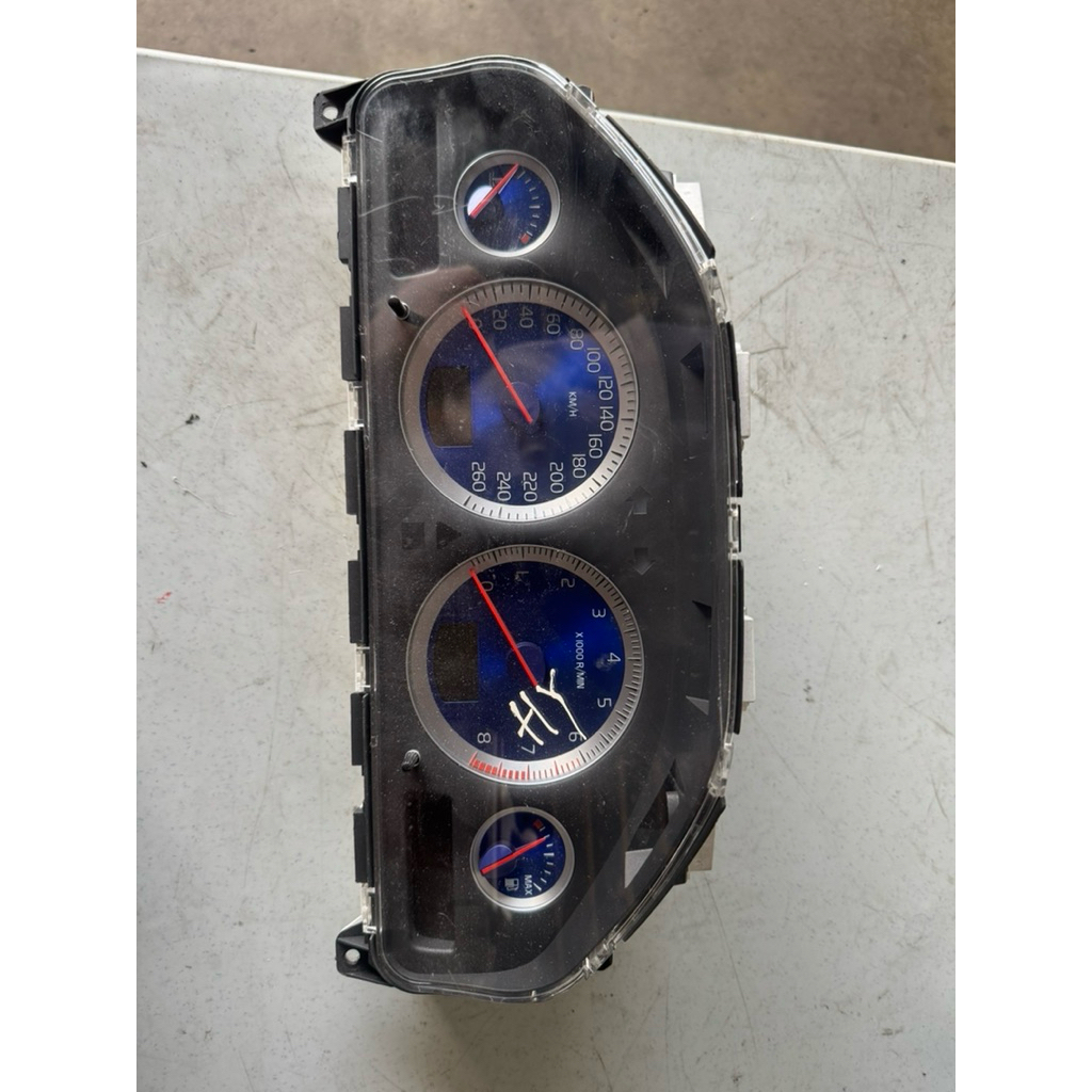 Volvo XC90 R Design Meter Blue Base Original Halfcut Japan | Shopee ...