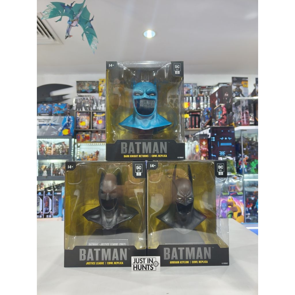 McFarlane Toys DC Direct Prop Replica 1:3RD Scale Batman Cowl •Dark ...