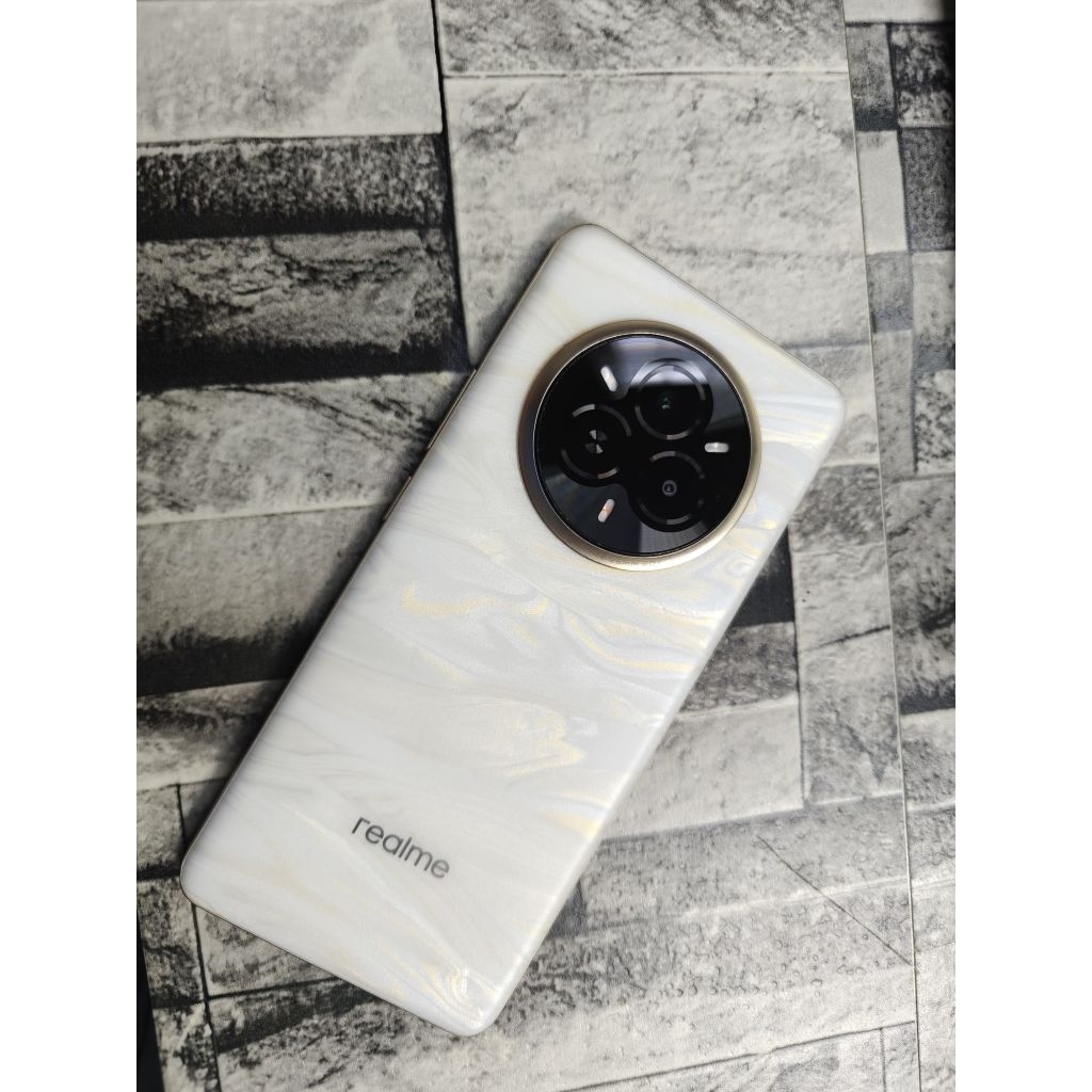 Realme 14 Pro 5G 256GB /12GB /120Hz /6000mAh (DEMO) | Shopee Malaysia