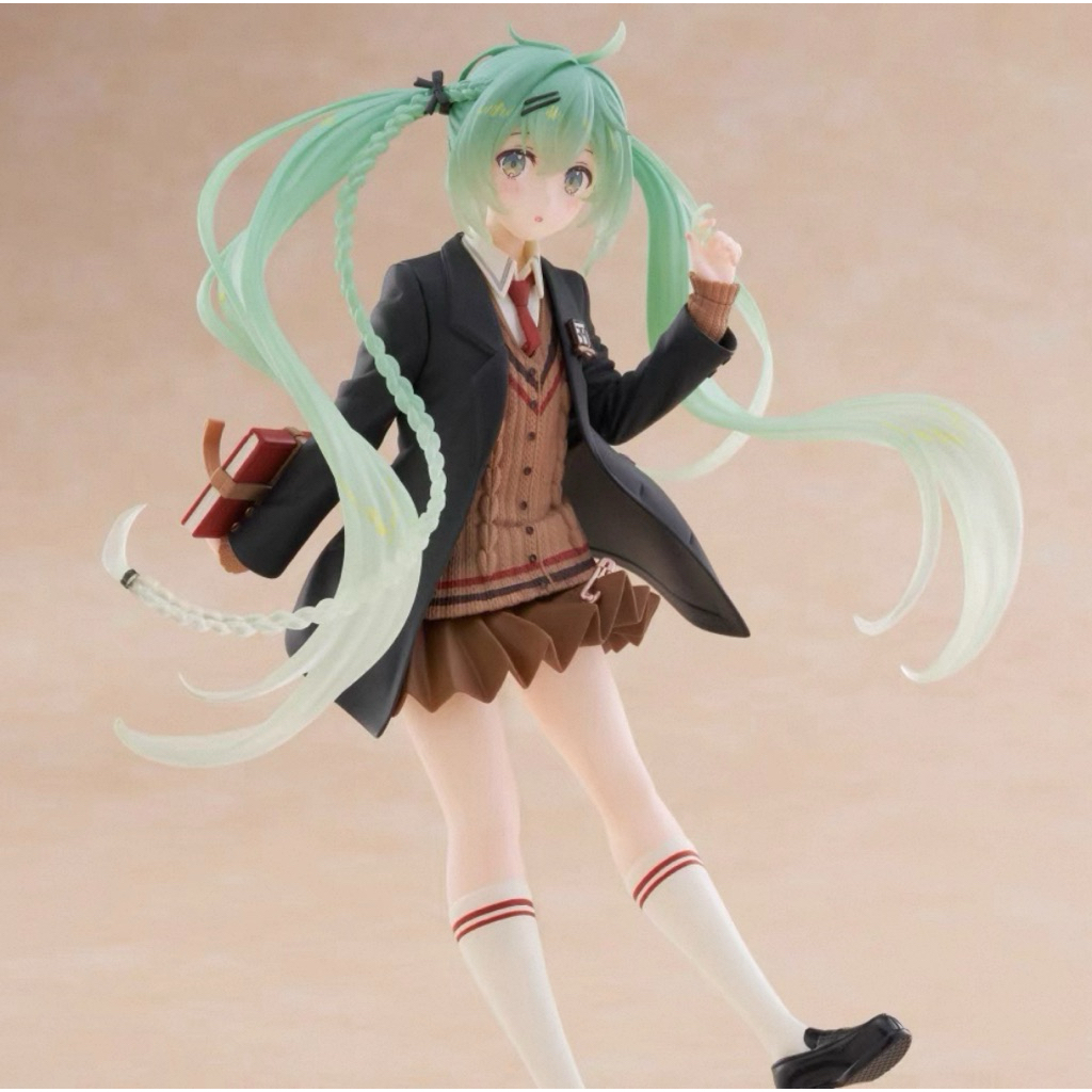 Taito Fashion Hatsune Miku Preppy Ver Figure | Shopee Malaysia