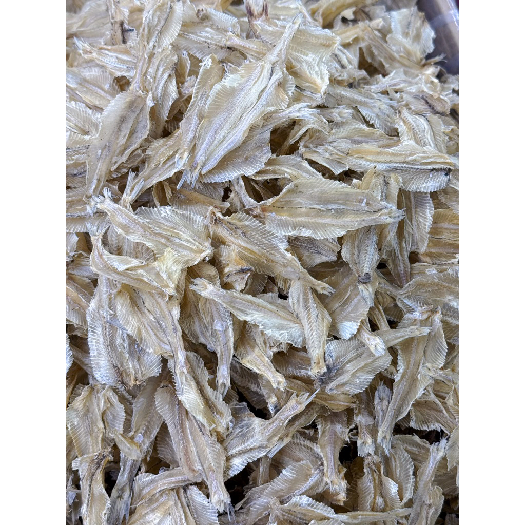 Ikan Bunga Air Kering Keropok Ikan Bilis/Bulu Ayam nipis-200g/500g/1kg ...