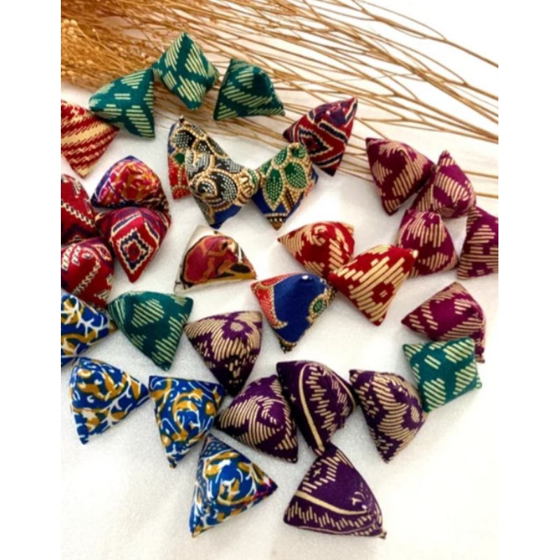 BATU SEREMBAN BATIK doorgift corak random | Shopee Malaysia