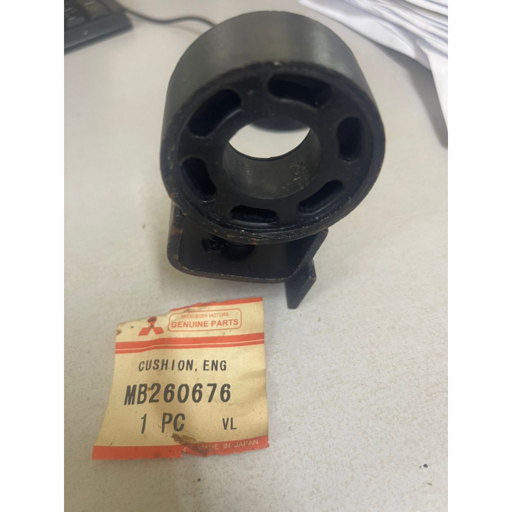 MITSUBISHI PAJERO LO47 LO49 TRANSMISSION MOUNTING MB-260676 | Shopee ...