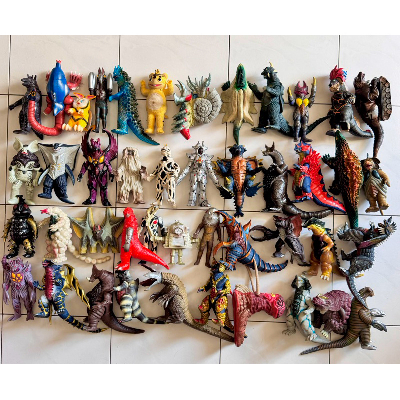 4 NEW STOCK Ultraman Kaiju Monster Sofubi series 6.5 inch ums Bandai ...