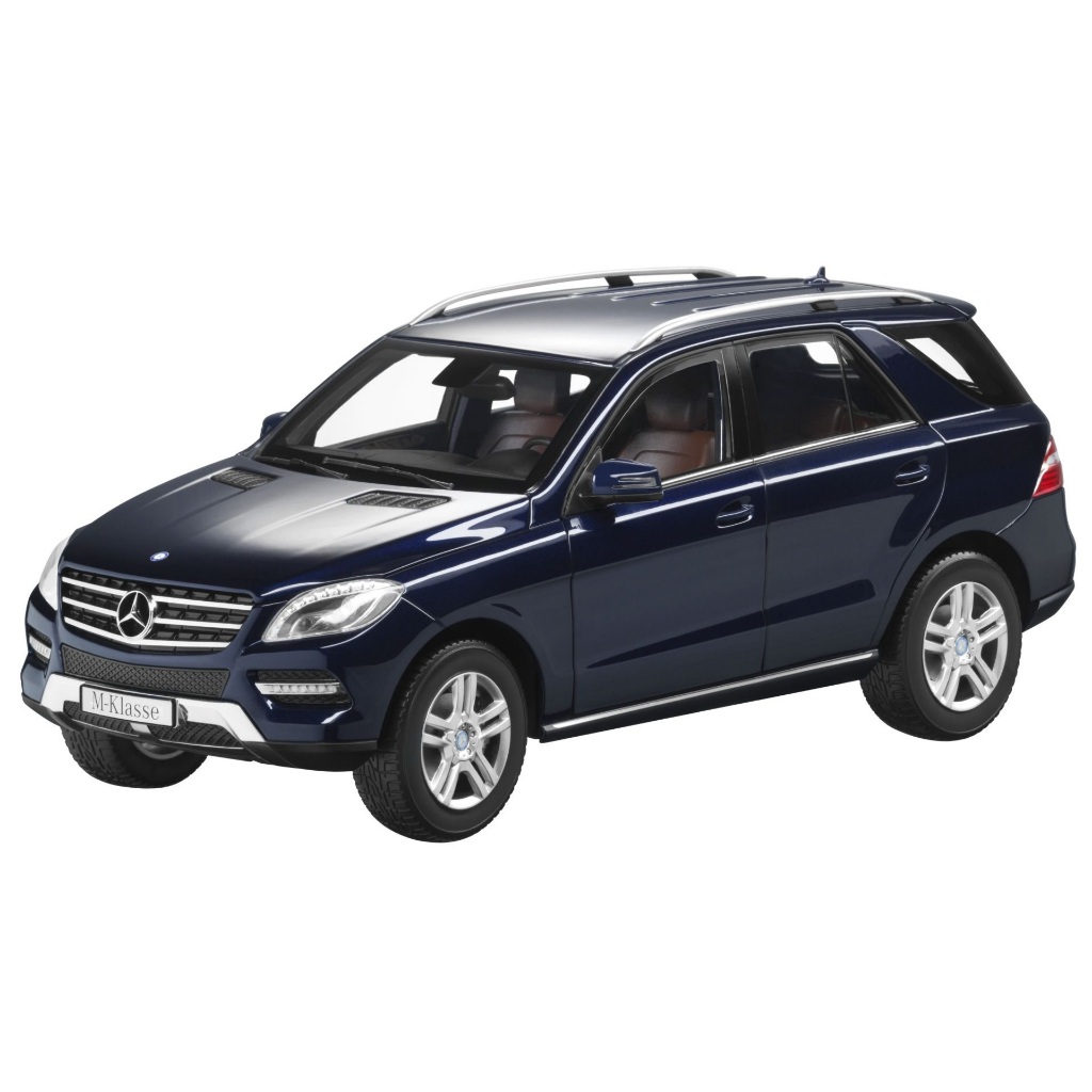 Mercedes-Benz M-Class Model Car Scale 1:18 B6696 0065 | Shopee Malaysia