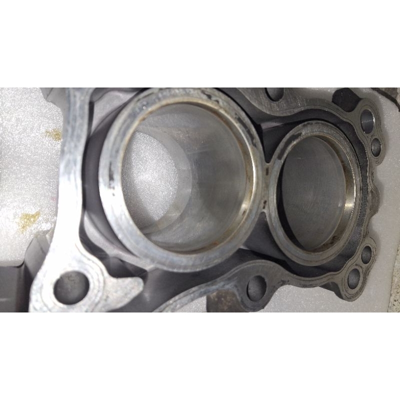 r25 block and piston original parts (user) | Shopee Malaysia