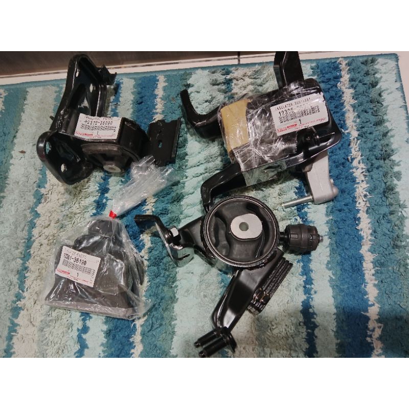 TOYOTA VELLFIRE ALPHARD AGH30 AGH35 ENGINE MOUNTING | Shopee Malaysia