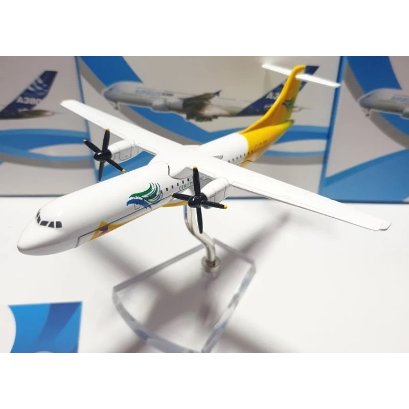 LATEST Cebu Pacific ATR 72 Aircraft Model 16cm Die-cast Metal Airplane ...