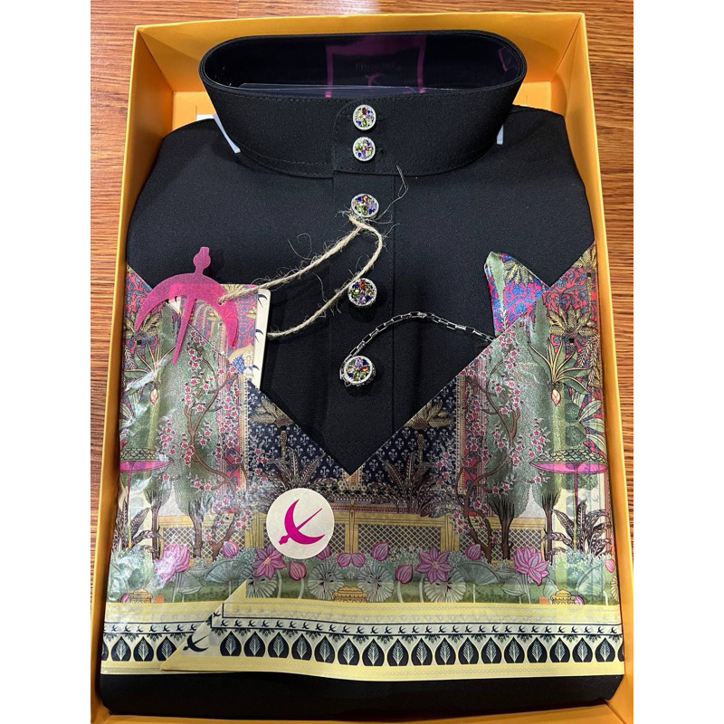 Elrah Exclusive 2025 - Black (01) FREE GIFT ~ + Butang + Sampin ...