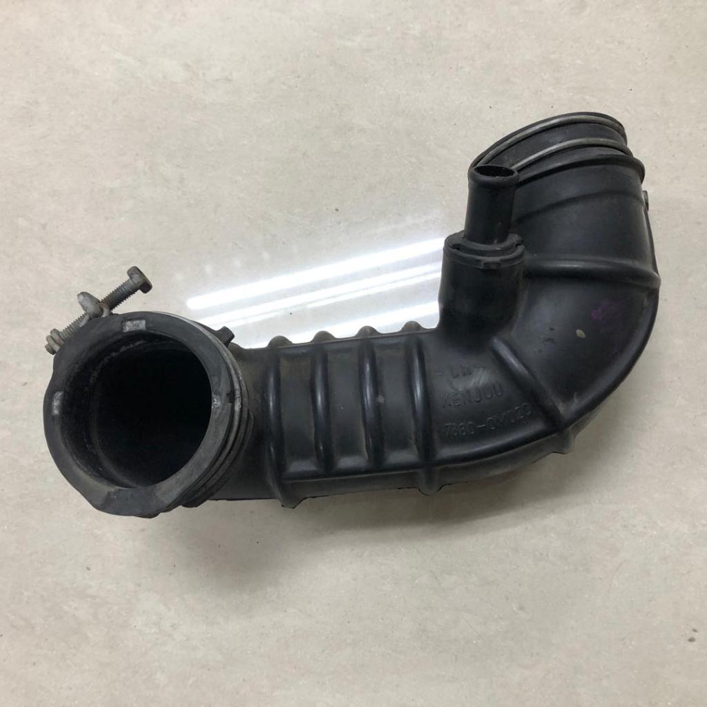 TOYOTA VIOS NCP42 1NZ Air Cleaner Hose 17880-0M020 Used Original ...
